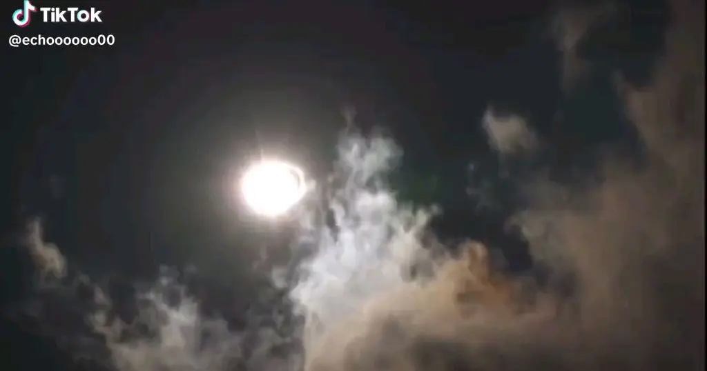 solar eclipse 😍 - Bilibili