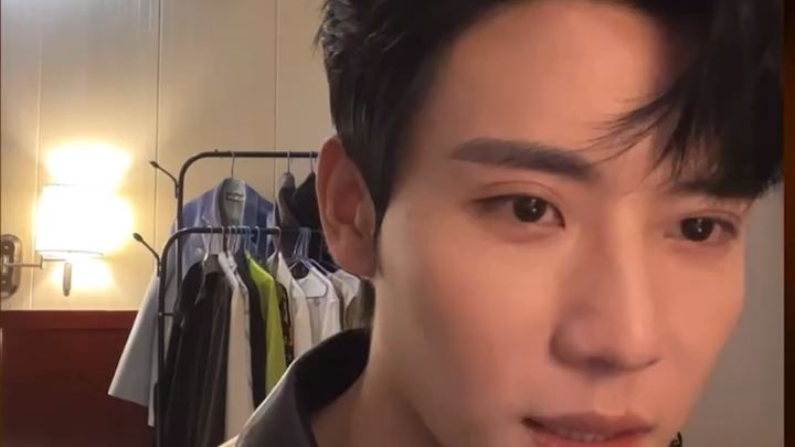 Fang Dai's Instagram, Twitter & Facebook on IDCrawl