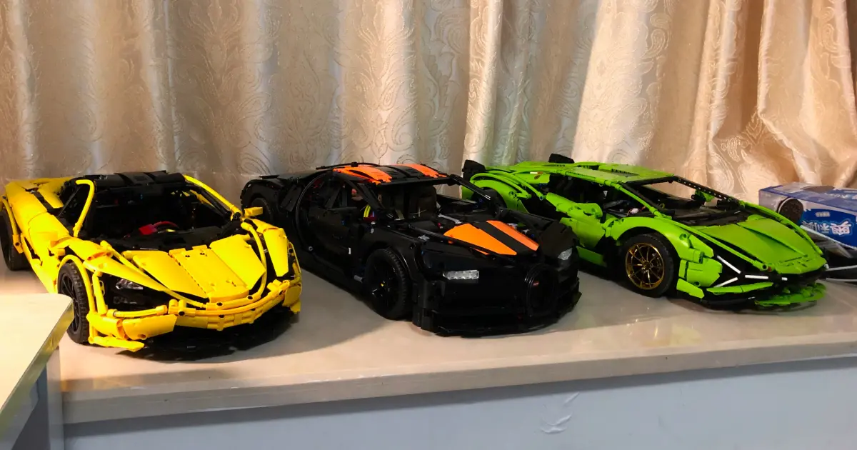 This is probably the peak torque that each Lego supercar can withstand ...