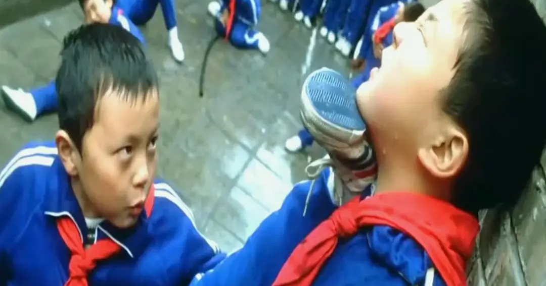 Biggest mistake is bullying this kung fu boy - Bilibili