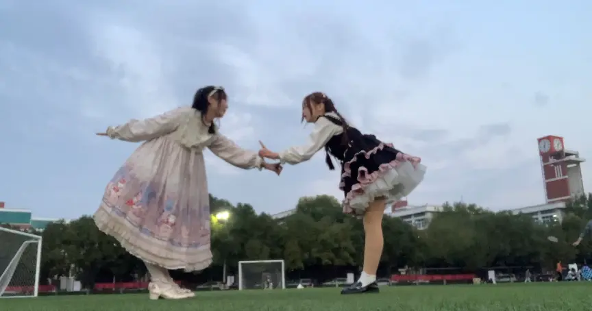 touch, touch, dance, dance - Bilibili